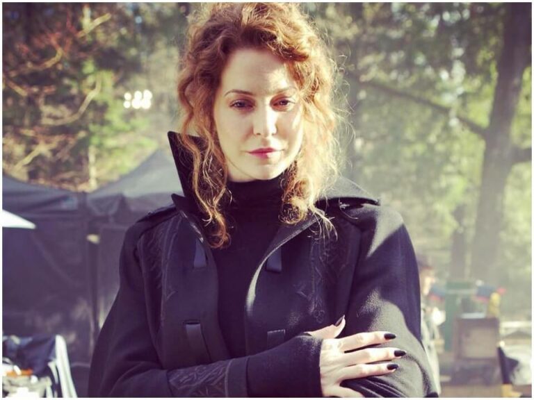Esmé Bianco Biography, Age, Height, Boyfriend, Net Worth - Wealthy Spy