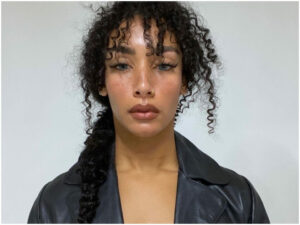 Naomi Sharon Biography, Age, Height, Boyfriend, Net Worth - Wealthy Spy