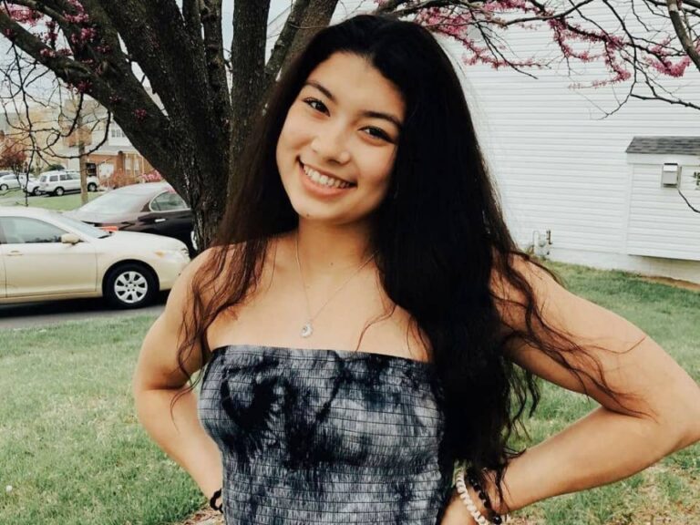 Kayla DiCello Biography, Age, Height, Boyfriend, Net Worth - Wealthy Spy