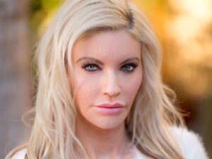 Tracy Lear Bio, Age, Height, Parents, Boyfriend, Net Worth