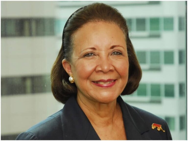 Alma Powell Biography, Age, Height, Husband, Net Worth