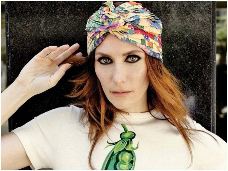 Sarah Levy Biography, Age, Height, Husband, Net Worth