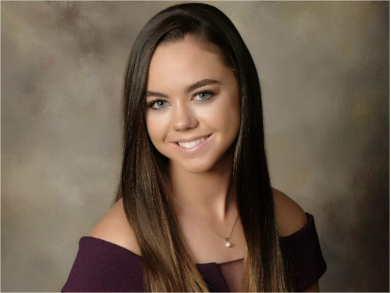 Sydney Steele (Softball) Bio, Age, Parents, Boyfriend, Wiki