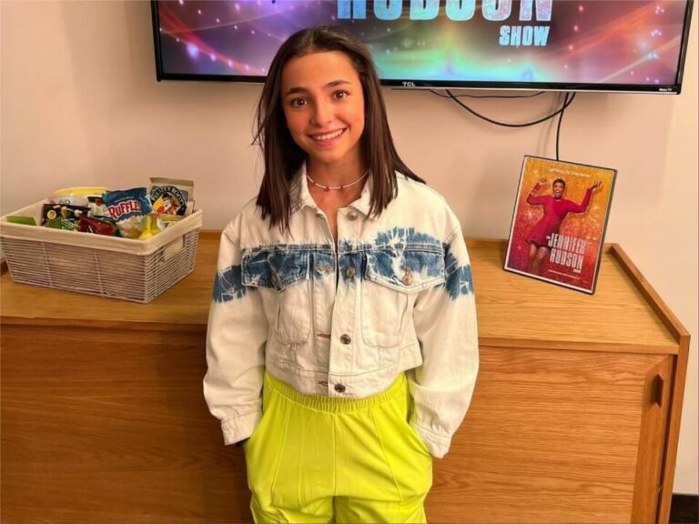 Mariandrea Villegas Bio, Age, Height, Parents, Net Worth